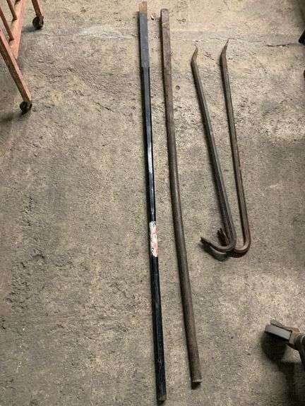 (2) Crow Bars & (2) Moving Bars - Delaware Auction Center