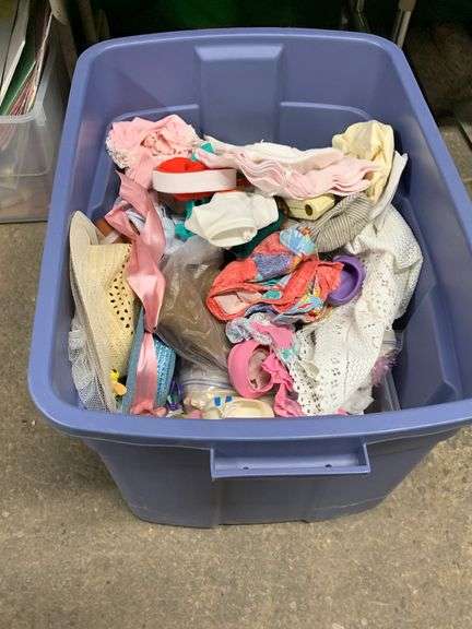 Storage Tote w/ Large Assortment of Cabbage Patch Clothing ...