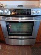 Jenn-Air Electric Downdraft Range - Delaware Auction Center