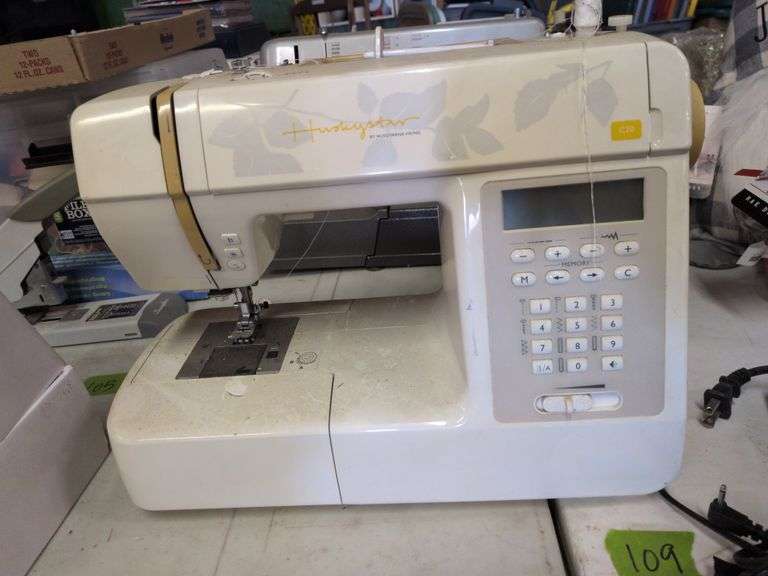 Husqvarna Viking Husky Star Sewing Machine - Delaware Auction Center