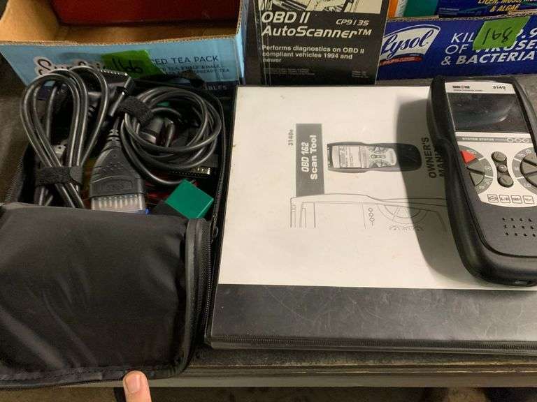 Innova 3140 Diagnostic Scan Tool w/ Adapters - Delaware Auction Center