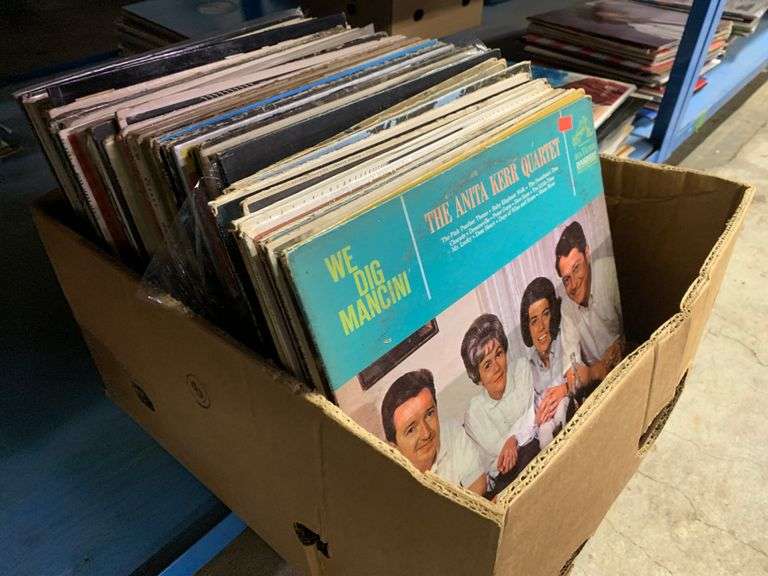 Assortment of Pop Records - Delaware Auction Center