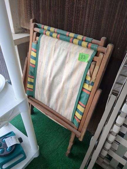 (2) Vintage Beach Chairs - Delaware Auction Center