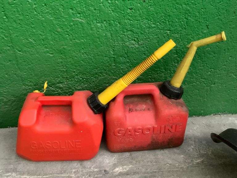 (2) Poly Gas Cans - Delaware Auction Center