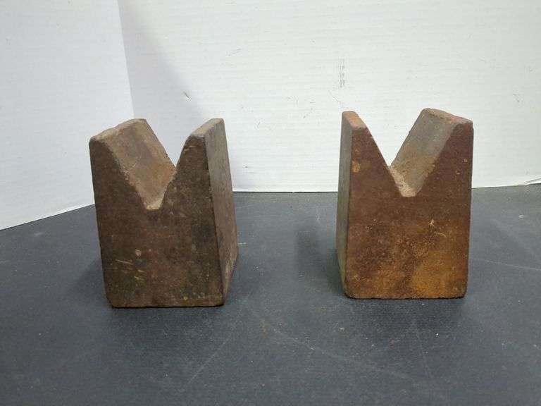 (2) Metal V Blocks - Delaware Auction Center