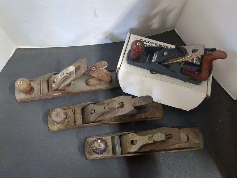 Vintage Hand Planes to Include: - Delaware Auction Center