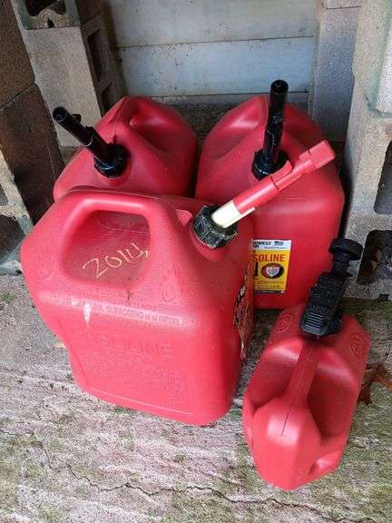 (3) 5 Gal Poly Gas Cans and (1) 1 Gal Poly Gas Can - Delaware Auction ...
