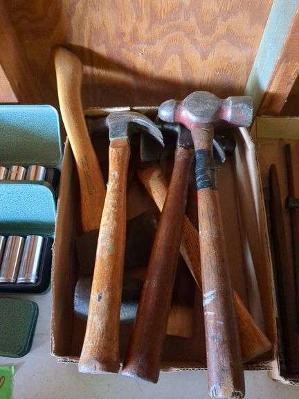 Assorted Hammers, Axe & Roofing Hatchets - Delaware Auction Center