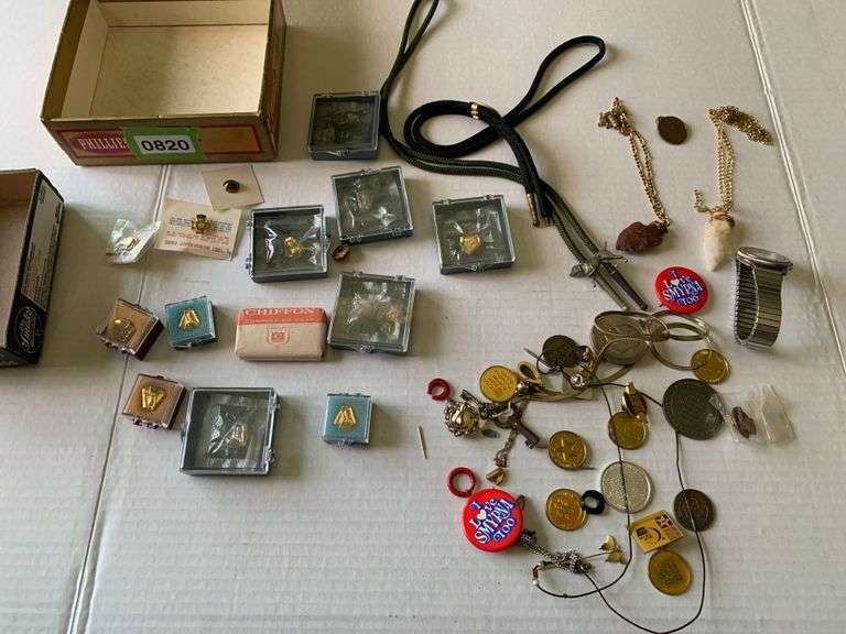 Bolos, Pins, Arrowhead Necklaces, and More - Delaware Auction Center