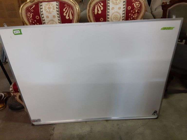 White Board - Delaware Auction Center