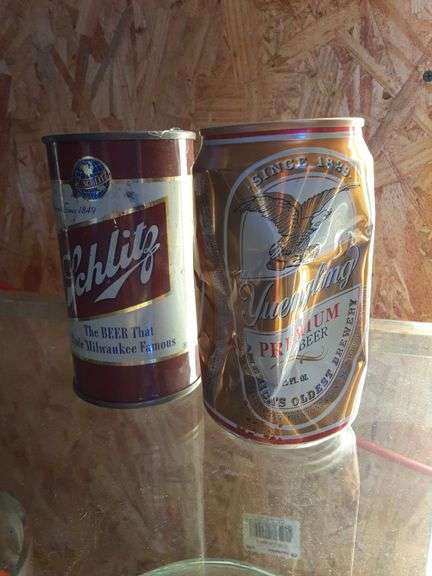 Collection of Vintage Beer Cans, & (3) Glass Beer Pitchers - Delaware ...