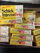 Vintage Schick Injector Twin Razor Blades - Delaware Auction Center