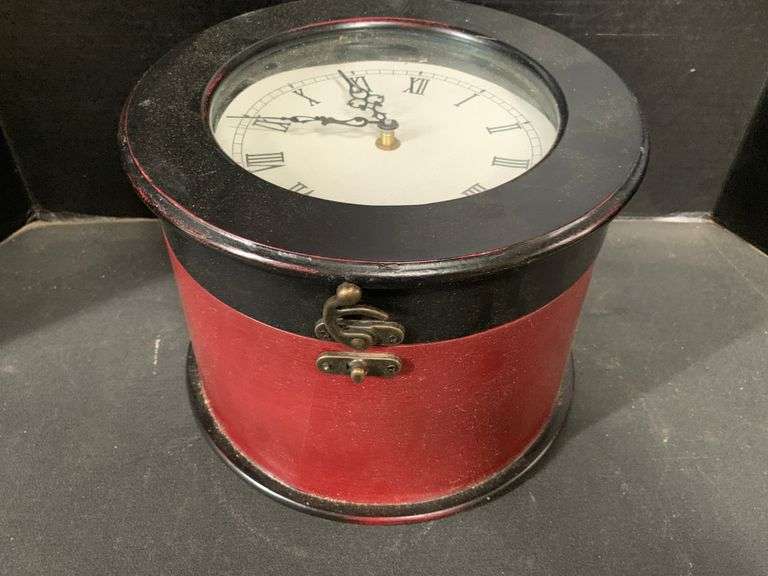 Hat Box Clock - Delaware Auction Center
