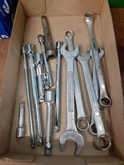 Double Ended Wrenches and Sockets - Delaware Auction Center