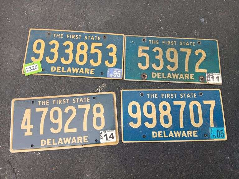 (4) Delaware License Plates - Delaware Auction Center