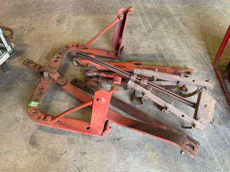 Vintage Tractor Hitch Assembly & Vintage Garden Plow - Delaware Auction ...