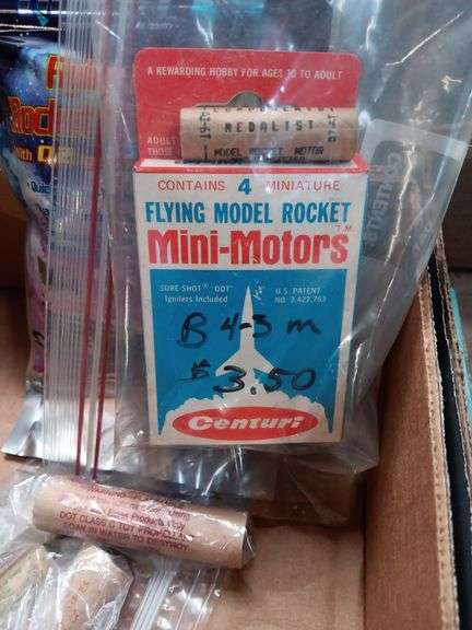 Assortment of Model Rocket Motors - Delaware Auction Center