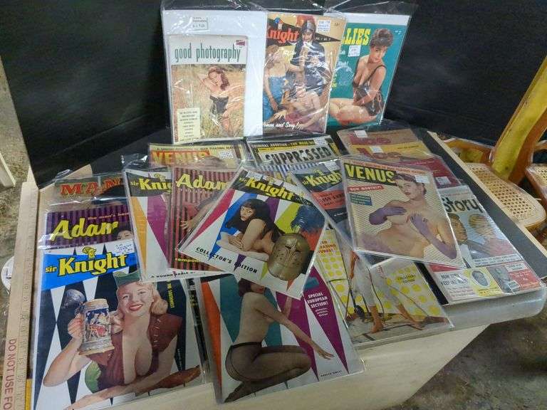 (21) 1950s "Girlie" Pin Up Magazines - Delaware Auction Center