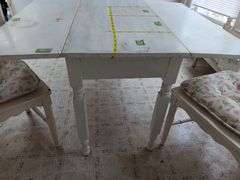 Drop Leaf Kitchen Table w/ 2 Chairs (Longaberger Cushions) - Delaware ...