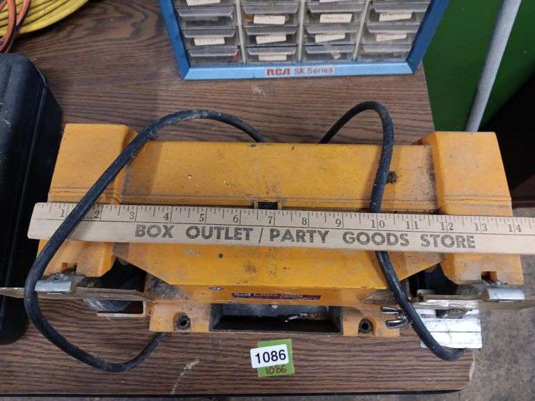 McGraw Edison 6" Bench Grinder - Delaware Auction Center