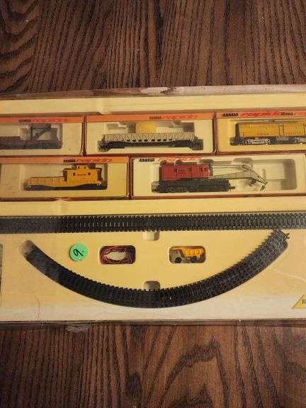 Arnold Rapido Train Set - Delaware Auction Center