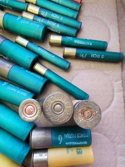 Assortment of Shotgun Shells (Various Gauges) - Delaware Auction Center