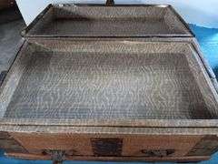 Small Sewing Notion Case w/ Thread & Accessories - Delaware Auction Center