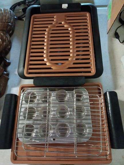 Gotham Steel Grill Plates and Muffin Tin - Delaware Auction Center