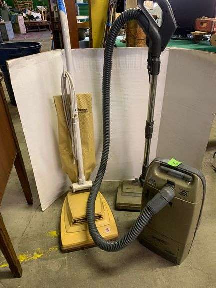 Hoover Upright & Panasonic Canister Vacuum Cleaners - Delaware Auction ...