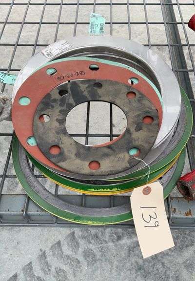 Gaskets, all kinds - DOOLEY AUCTION, LLC