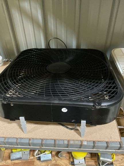 Fan - DOOLEY AUCTION, LLC