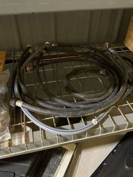 Washing Machine Hoses - DOOLEY AUCTION, LLC