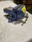 Small Vice - DOOLEY AUCTION, LLC