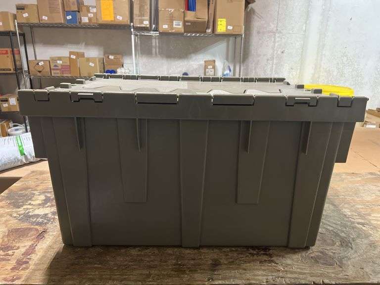 Quantum Storage Systems 29.9 Gal Gray Attached Lid Container - QDC2820 ...