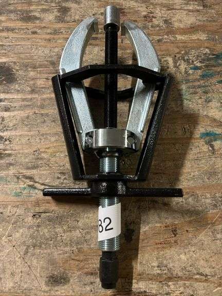 Posi Lock 1/2" - 7" Jaw Spread x 6" Jaw Reach Caged Jaw Puller - PT206 ...