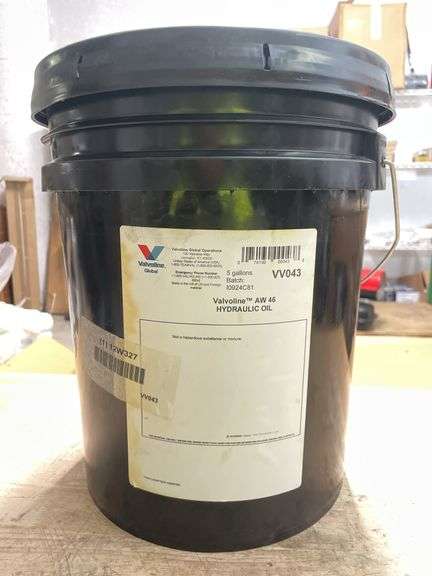 Valvoline 5 gal Pail ISO Grade 46 AW Hydraulic Oil - VV043 - MSRP $117.67 - Redbird Tools LLC