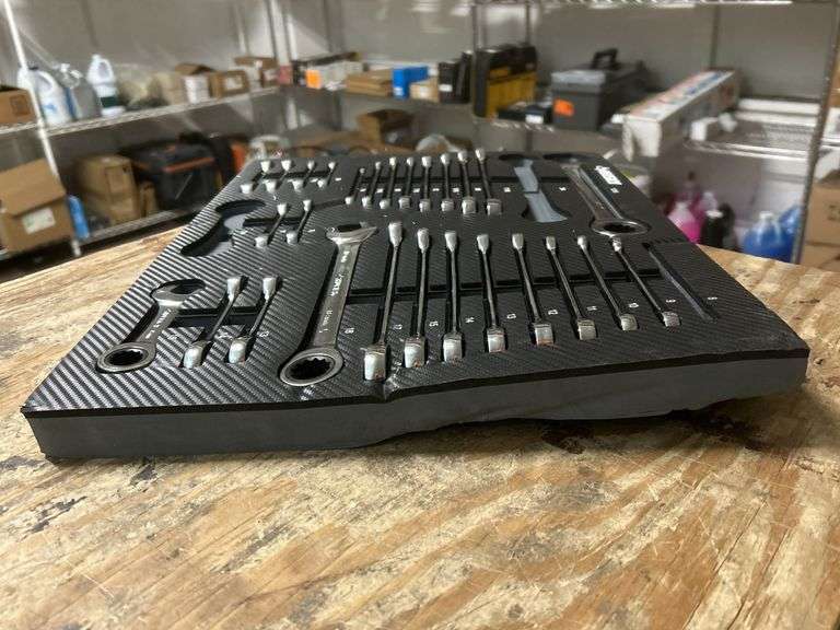 Husky 27-Piece SAE and Metric Ratcheting Wrench Set in EVA Tray ...