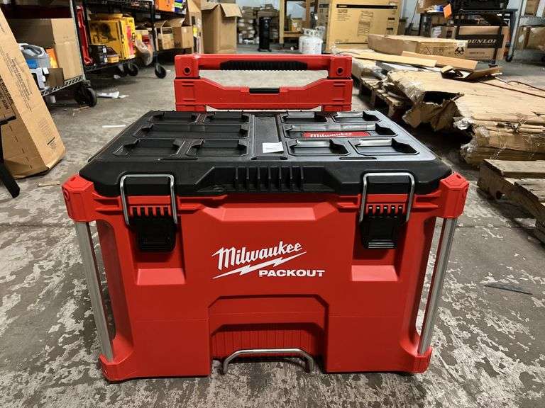 Milwaukee Packout 22-1/8" W Padlockable Rolling Modular Tool Box - 48 ...