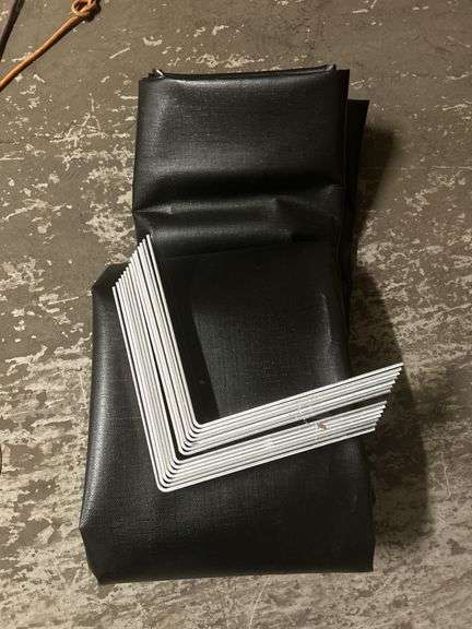 Condor 8' W x 10' L x 1' H 595 Gal Polyethylene Spill Containment Berm ...