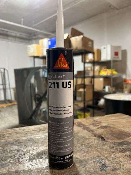 (12) Sika 10 oz White 211 Polyurethane Sealant Cartridge - 423236 ...