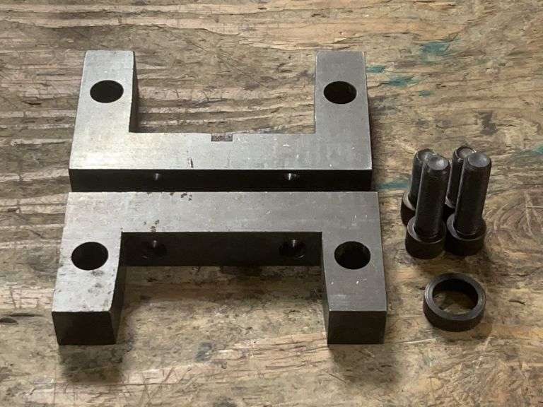 Schrader Bellows 3-1/4" 2-Piece Hydraulic Cylinder Side Lug Mounting ...