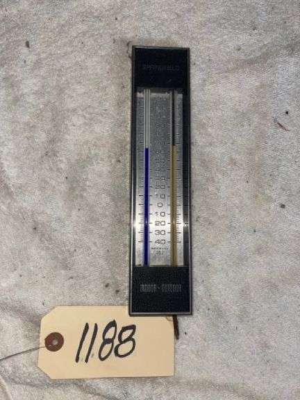 Indoor outdoor thermometer • Plastic • Basement - Duck Soup Auctions