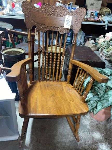 Rocking chair • garage - Duck Soup Auctions