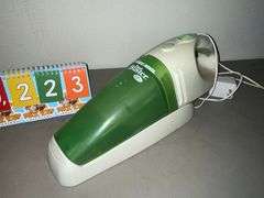 Black and decker dust buster • Apartment (garage) - Duck Soup Auctions
