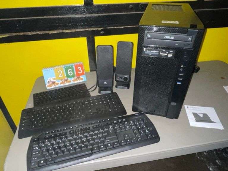 Asus computer and accessories • Bay 3 - Duck Soup Auctions