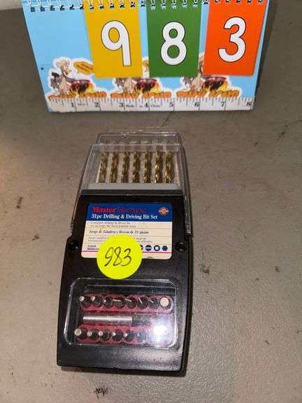Drilling and driving bit set • Looks New • Kitchen (first floor) - Duck Soup Auctions