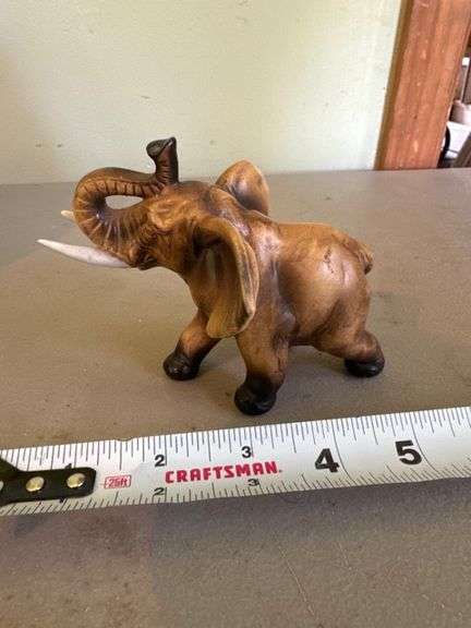 Lefton elephant • 3” • Ceramic • Back room - Duck Soup Auctions