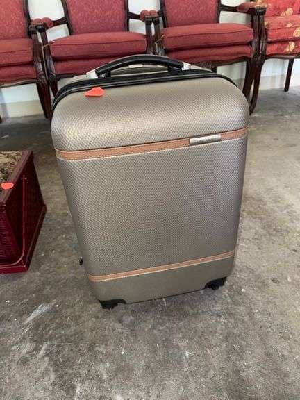 Samsonite suit case • Garage - Duck Soup Auctions