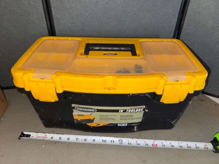 Voyager tool box • 19” • Dining room - Duck Soup Auctions