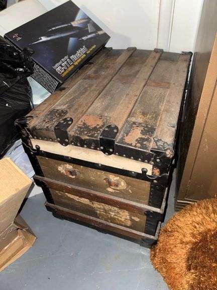 Wooden trunk • Basement side 2 - Duck Soup Auctions